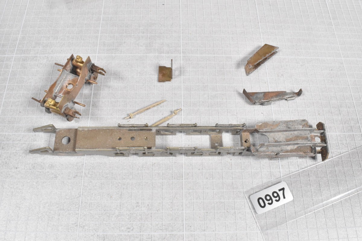 Yahoo!オークション - 997 C型 主台枠 シリンダー HO 鉄道模型 部品