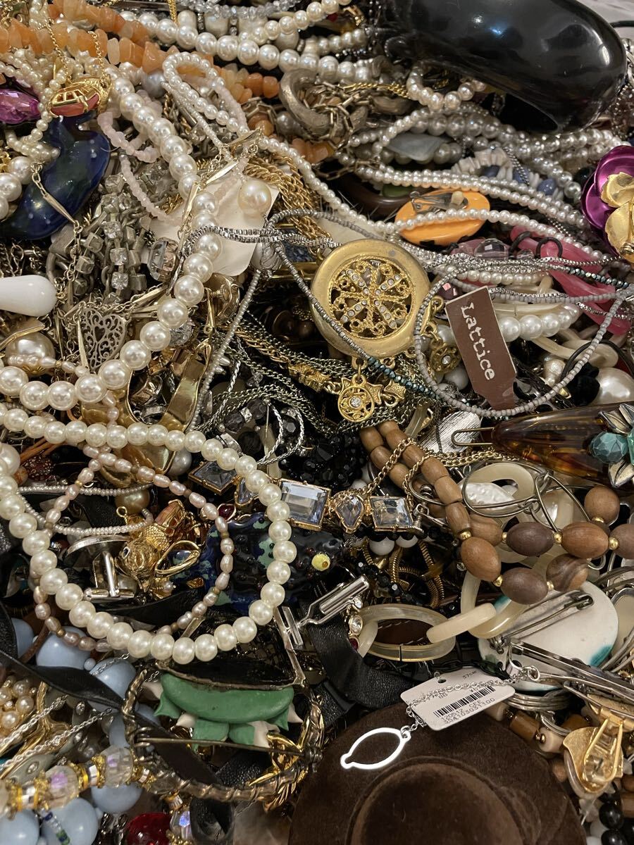 Yahoo!オークション - 1円 イミテーション 約15.5kg まとめ ネックレス...