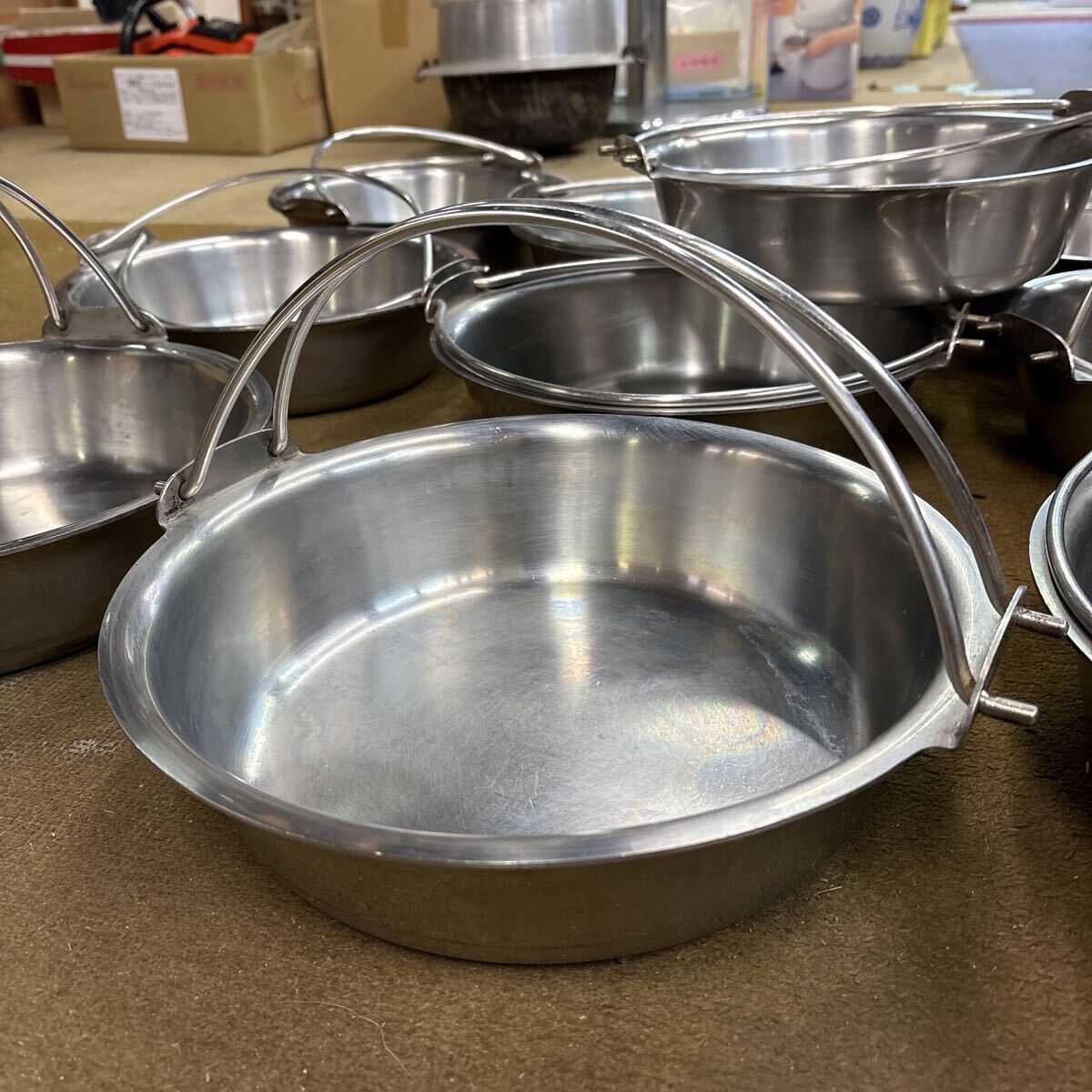 Yahoo!オークション - 業務用 ステンレス鍋 寄せ鍋 ちり鍋 もつ鍋 など...