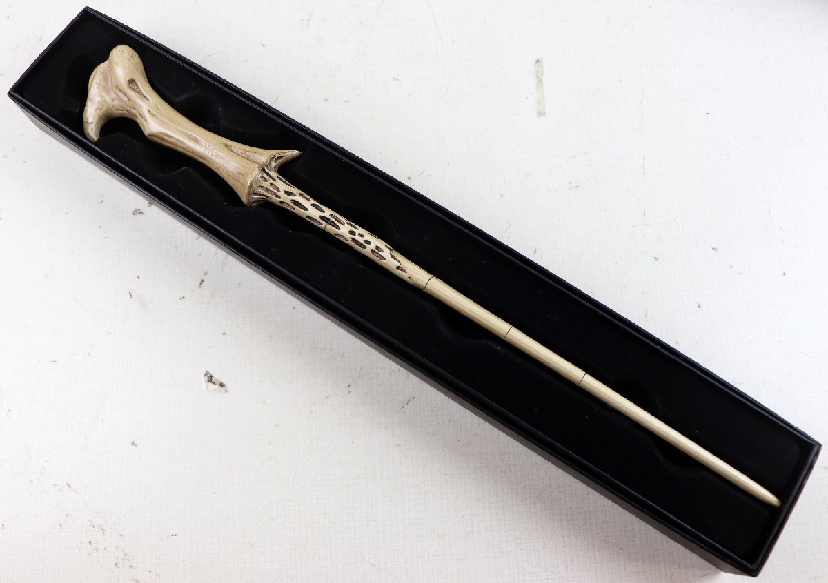 Yahoo!オークション - S 中古品 杖 3種 『ヴォルデモート卿 / プロフェ...