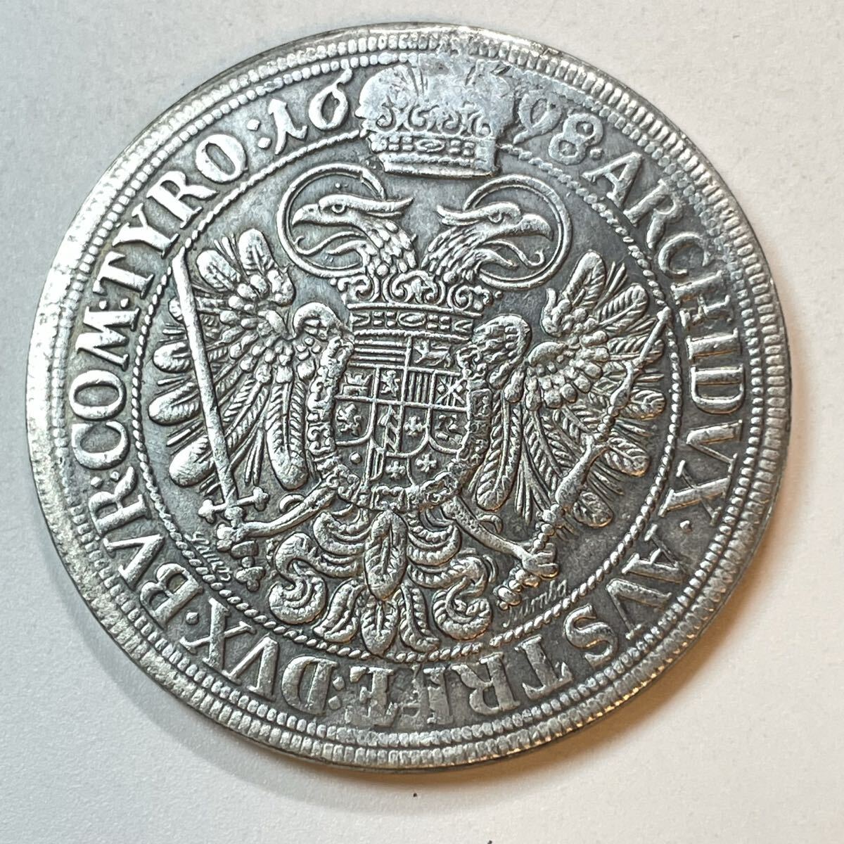 Yahoo!オークション - 神聖ローマ帝国 硬貨 古銭 レオポルド1世 1698年...