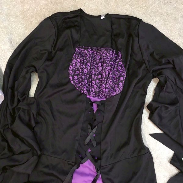 Yahoo!オークション - 【A348】8点まとめ コスプレ衣装 仮装 ドレス ワ...