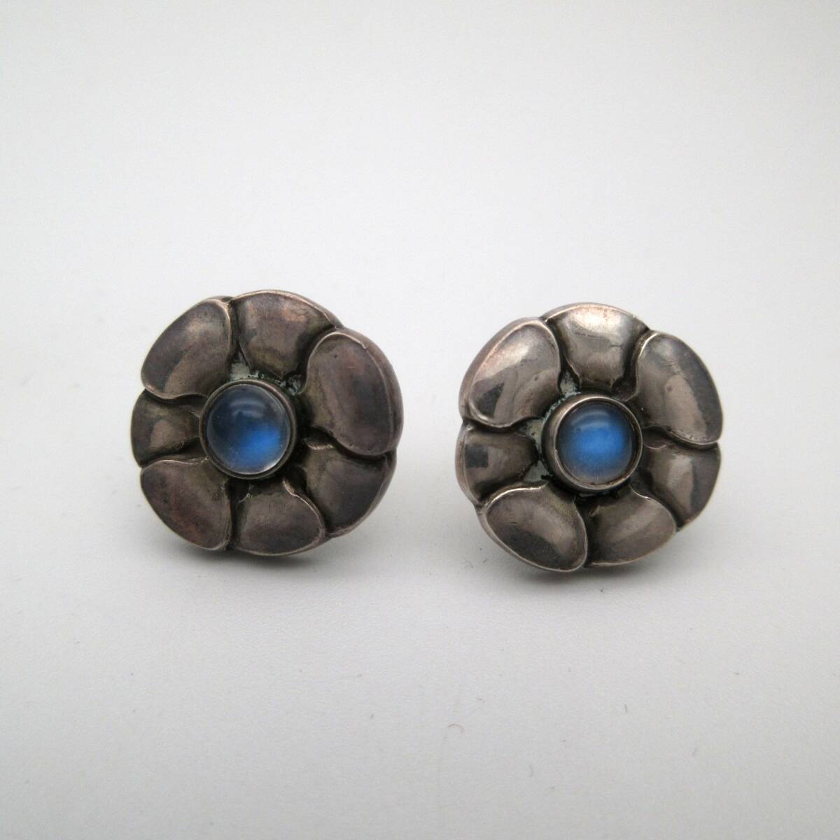 【樂淘letao】日本代購代標第一品牌－1円スタート ジョージ ジェンセン ピアス スターリングシルバー 925 ムーンストーン Georg Gensen 花柄 フラワー 管理15263