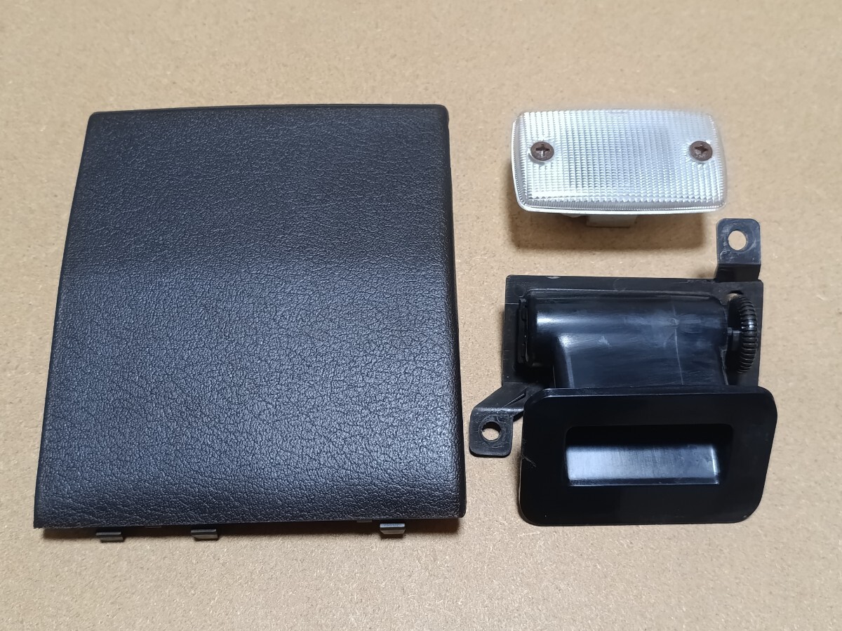 Yahoo!オークション - 日産 Y30 セドリック インパネ下部 パーツ 足下...