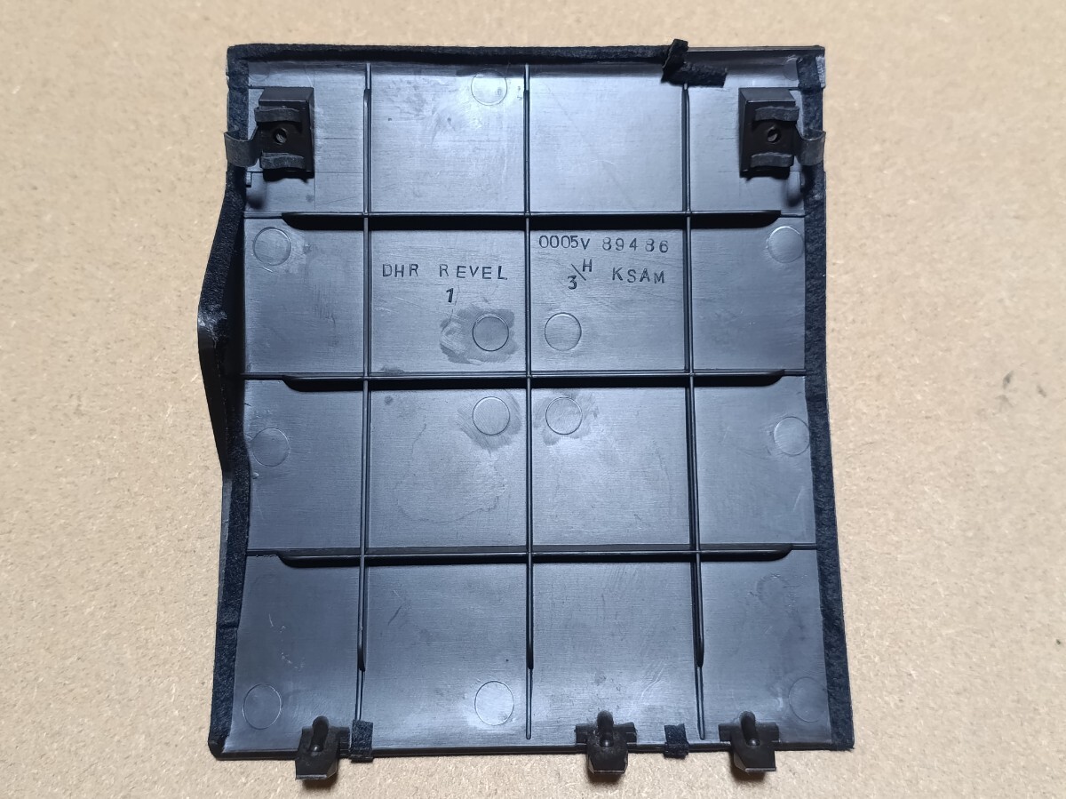 Yahoo!オークション - 日産 Y30 セドリック インパネ下部 パーツ 足下...