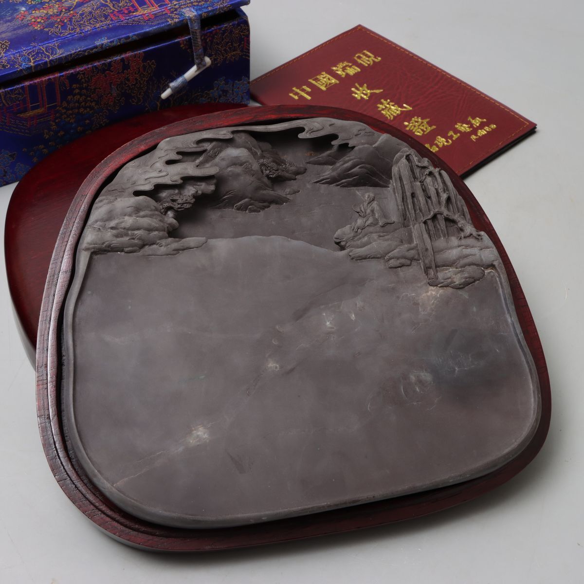 Yahoo!オークション - PP582. 中国書道具 李偉豪作 山水彫 端渓硯 唐木...