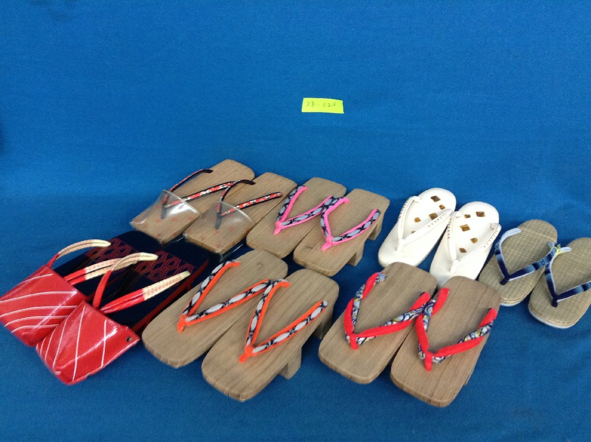 Yahoo!オークション - 38―026 下駄 草履 約サイズ23cm 7足 まと...