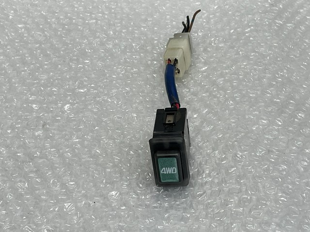 Yahoo!オークション - 1000円 スバル サンバー 4WD スイッチ KT2 KR2 ...