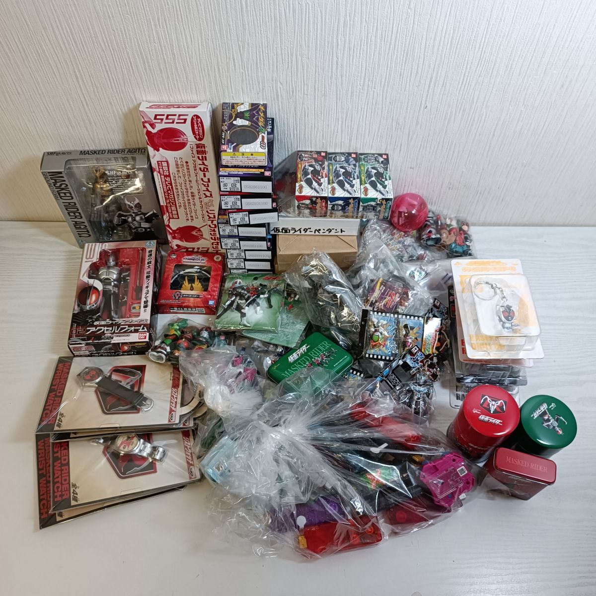 Yahoo!オークション - G971【送140】1円～ 仮面ライダー グッズ S.H.F...