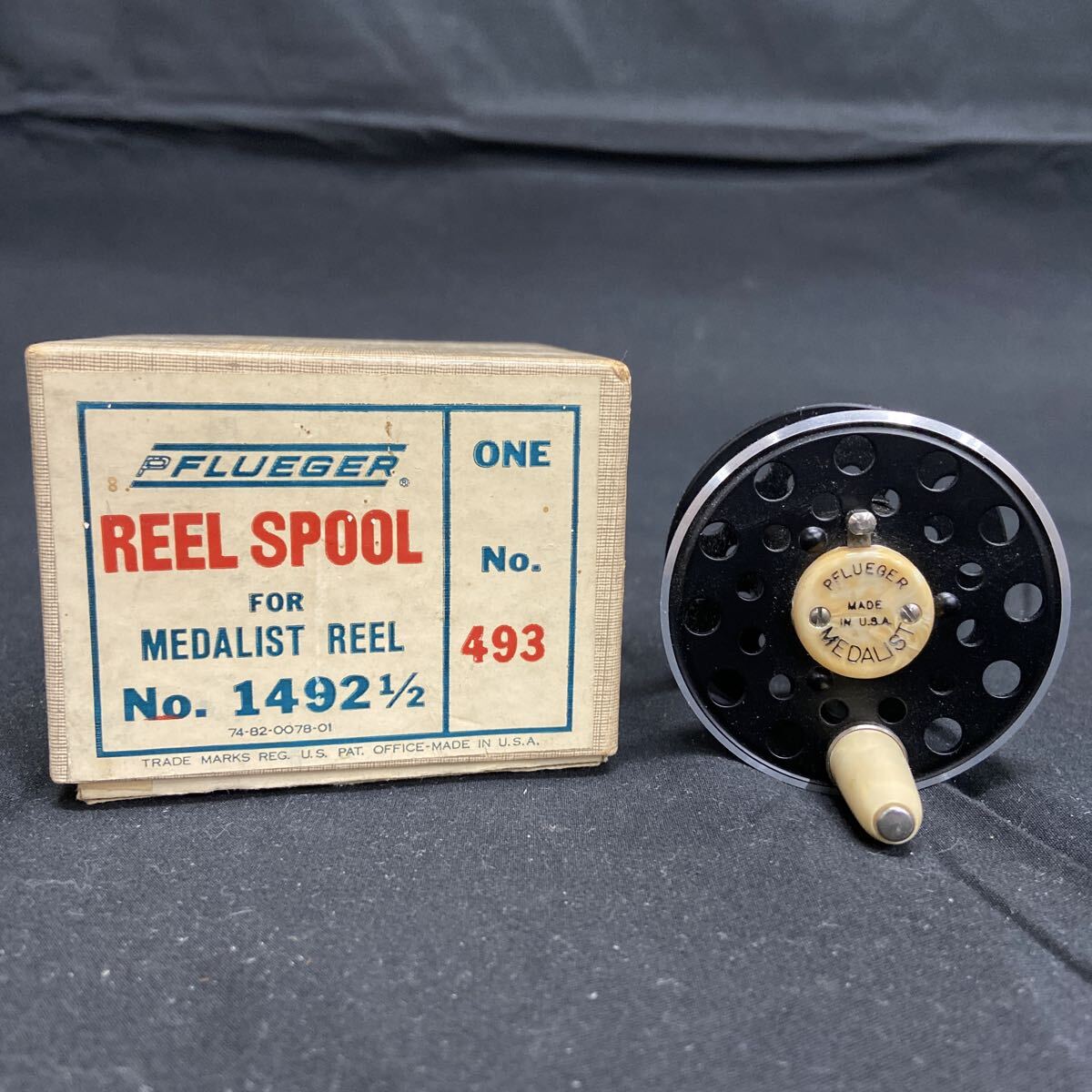 Yahoo!オークション - ⑦ 外観良好 Vintage PFLUEGER MEDALIST No.1492...