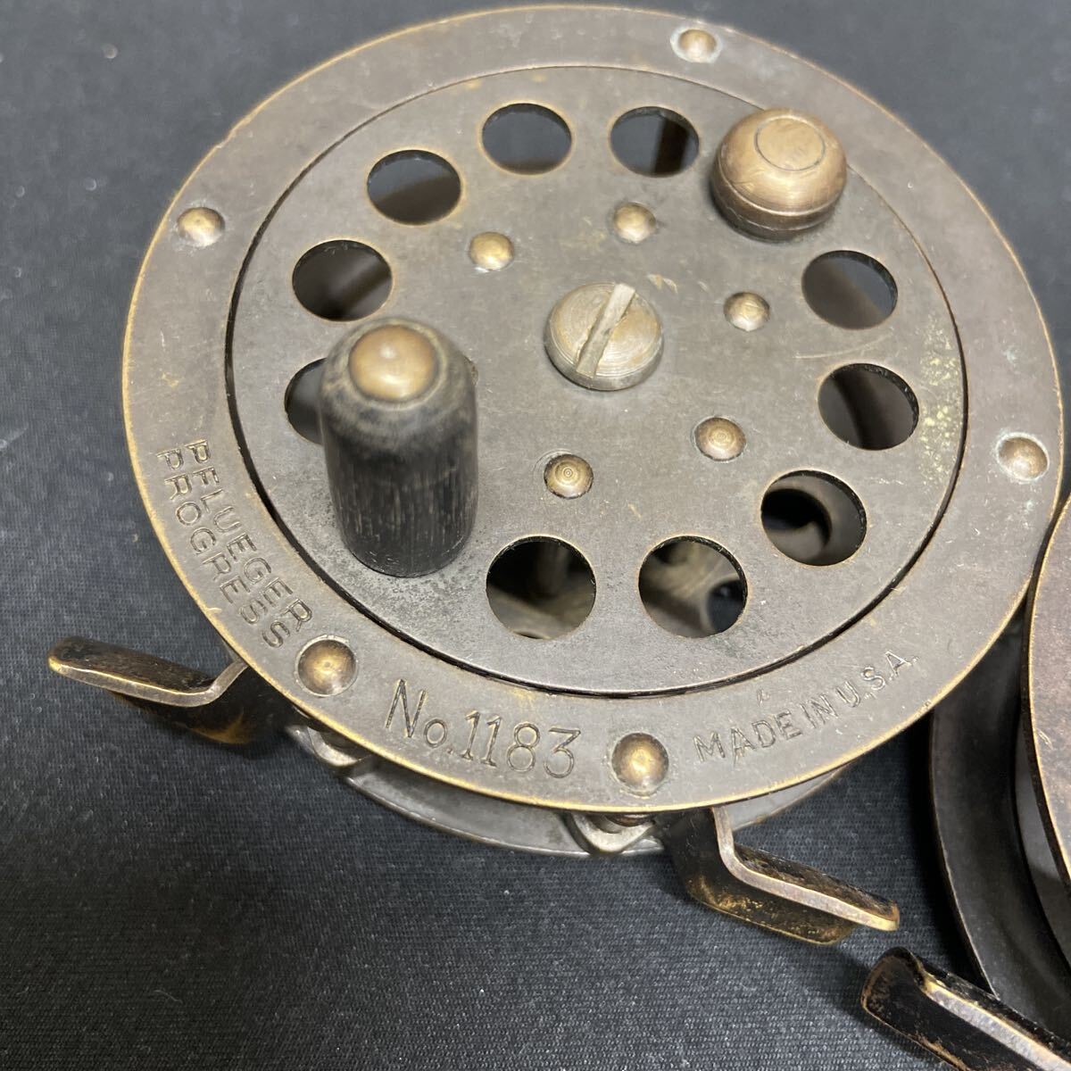 Yahoo!オークション - ⑪ Vintage PFLUEGER No.1183 Fly Reel AKRON.O....