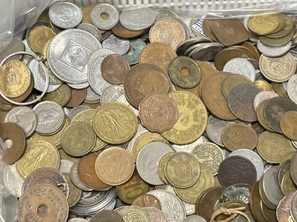 Yahoo!オークション - 日本や外国の古銭まとめて約14.6kgセット 古銭 ...