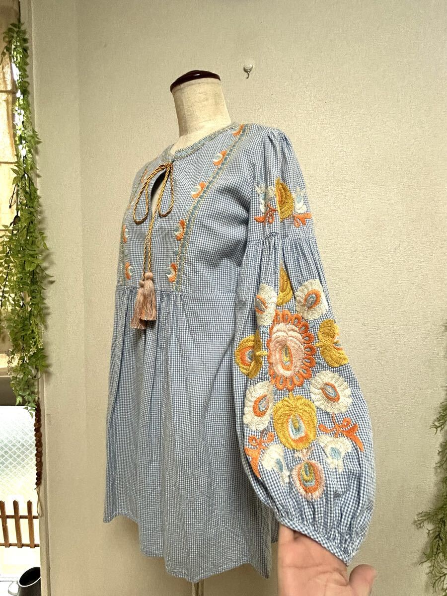 Yahoo!オークション - 【 ZARA WOMAN ザラ】トップス・刺繍入りチュニ...