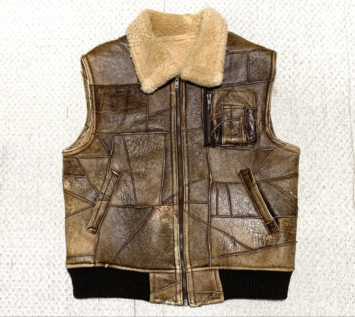 Yahoo!オークション - 韓国製.リアル ムートン レザー ノースリーブ ジ...