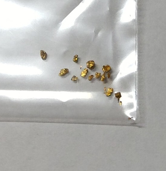 Yahoo!オークション - 砂金 湯之奥金山博物館 体験採集 0.06g