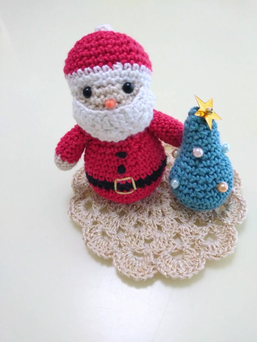 Yahoo!オークション - サンタさんのあみぐるみ 3点セット 手編み