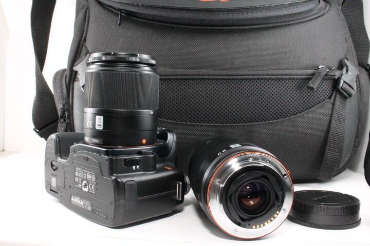 Yahoo!オークション - 極上品 SONY α100 + 75-300mm + 18-70mm #R067