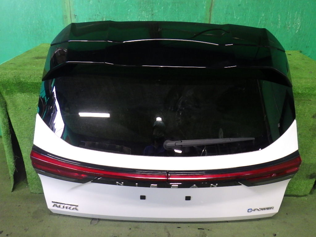 Yahoo!オークション - ノートオーラ[FE13 前期]バックドア XAB白 リア...