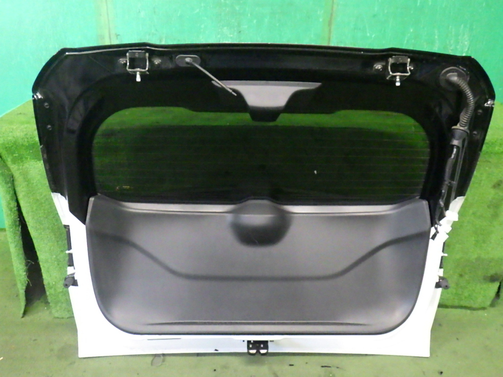 Yahoo!オークション - ノートオーラ[FE13 前期]バックドア XAB白 リア...