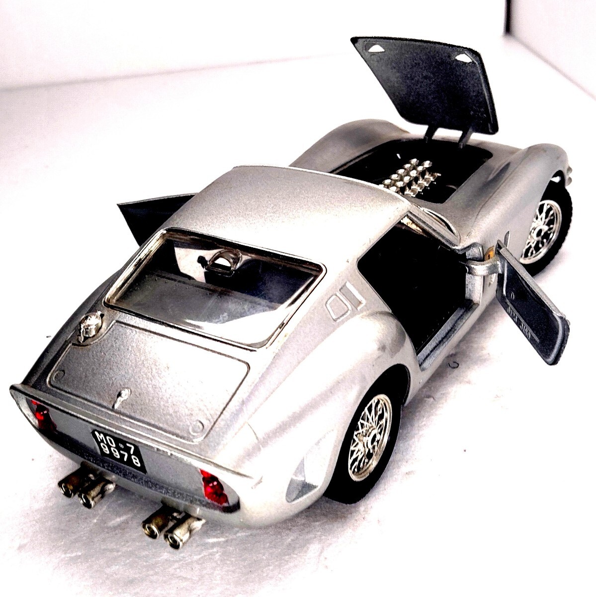 1/24 激レア エンジン再現 フェラーリ 250 GTO Ferrari ルマン Le mans 24h Ferrari 昭和 名車 旧車 イタリア Rare Vintage 1円 ...