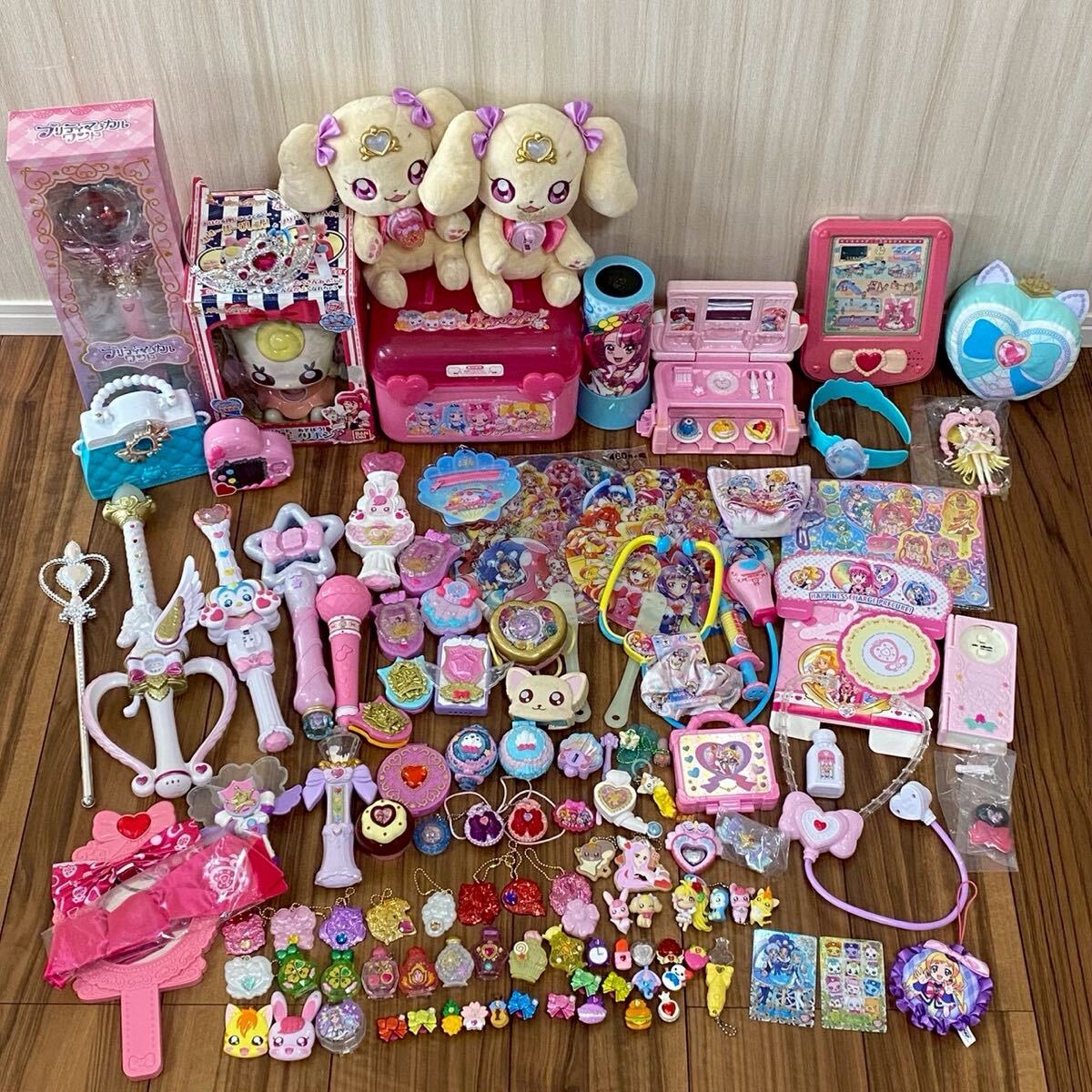 Yahoo!オークション - プリキュア 女の子 おもちゃ グッズ 大量おまと...