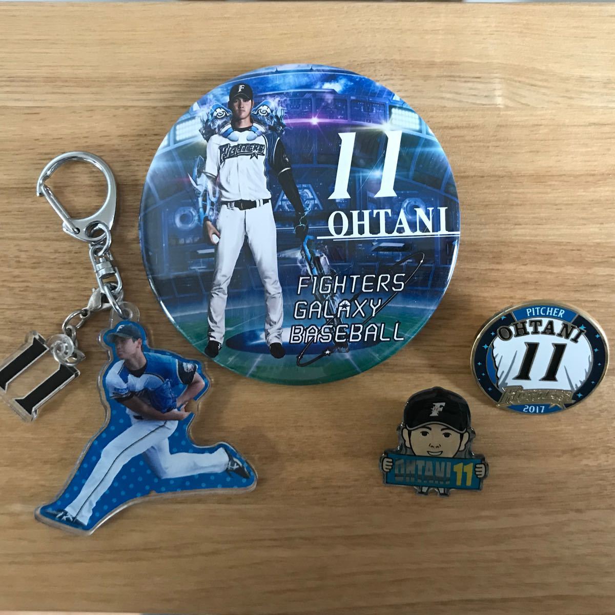大谷翔平 缶バッチ キーホルダー ピンバッジ2個 北海道日本ハム 大谷翔平 缶バッチ キーホルダー ピンバッジ2個 北海道日本ハム