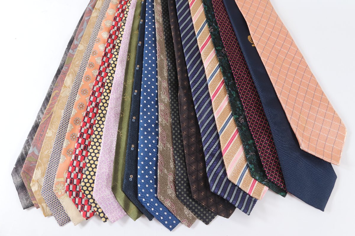 Yahoo!オークション - 【200点】グッチ/YSL/ヴェルサーチ/ジバンシー/...