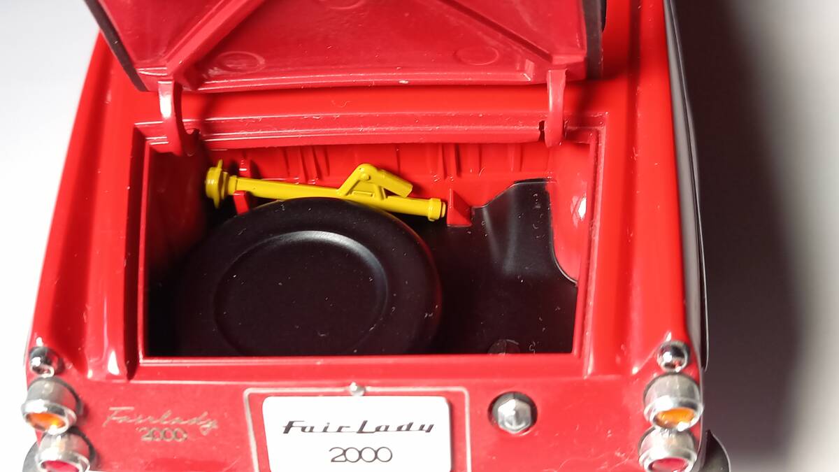 【樂淘letao】日本代購代標第一品牌－AUTOartMILLENNIUM DATSUN FAIRLADY 2000 1/18スケール