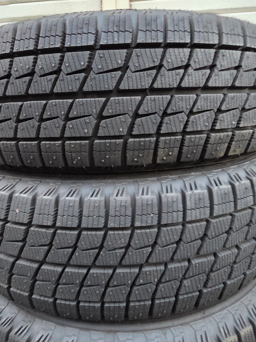 Yahoo!オークション - 185/65R15 4本セット バリ溝 イボ有り 23年製 ...