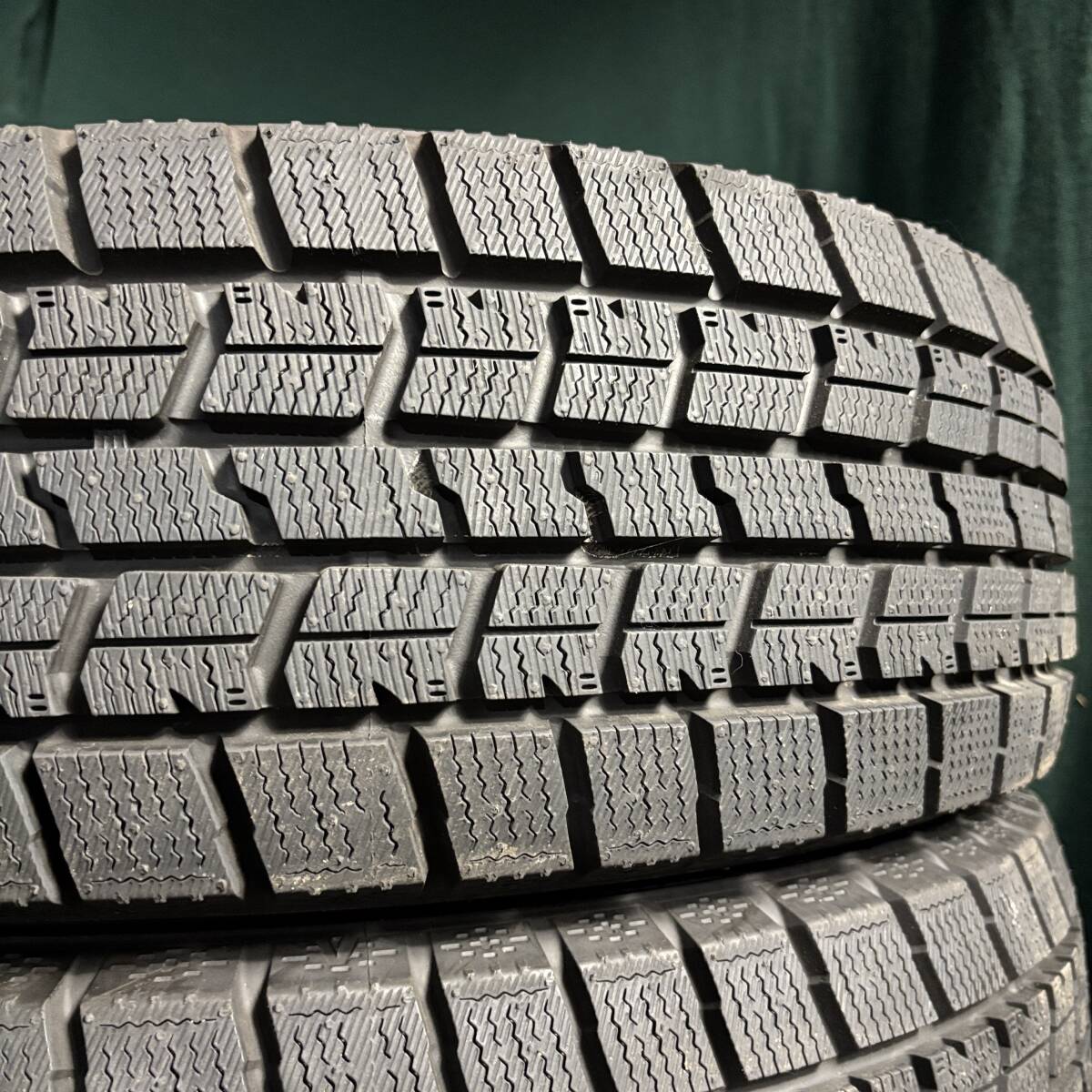 Yahoo!オークション - イボ付きバリ山 185/60R15 グッドイヤーICENAVI7...