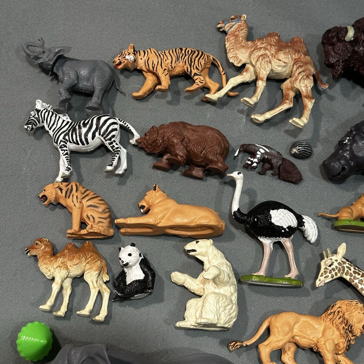 Yahoo!オークション - ブリテン社 BRITAINS LTD 動物 フィギュア ミニ...