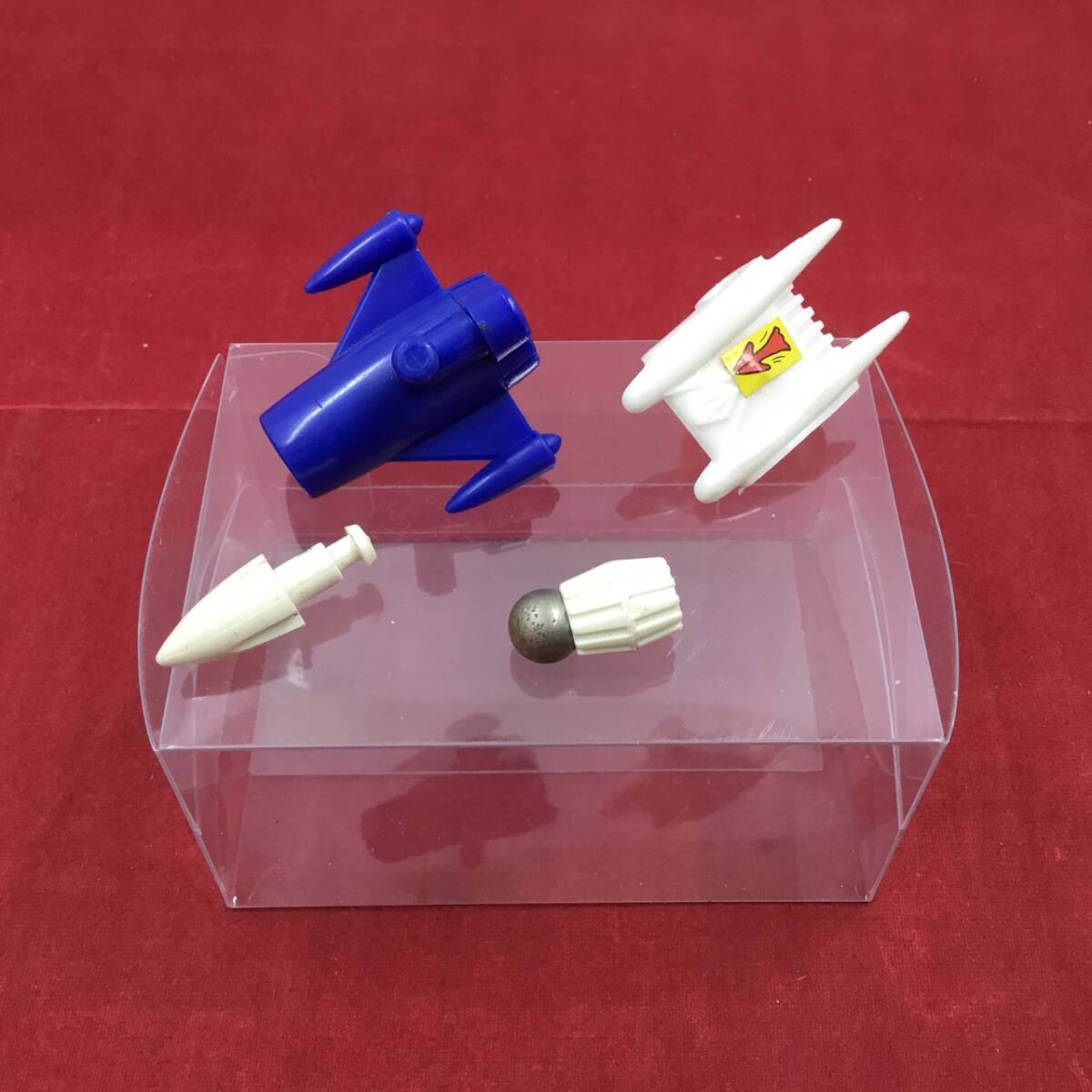 Yahoo!オークション - 当時物 TAKARA 旧タカラ マグネモ8 ミクロマン ...