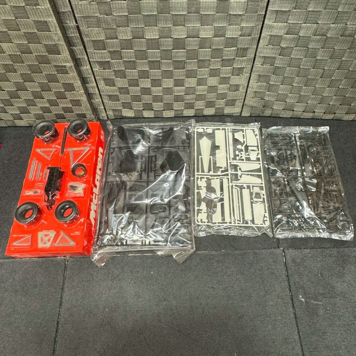 Yahoo!オークション - M948-O35-3918 未組立 TAMIYA タミヤ 1 12 ビッ...