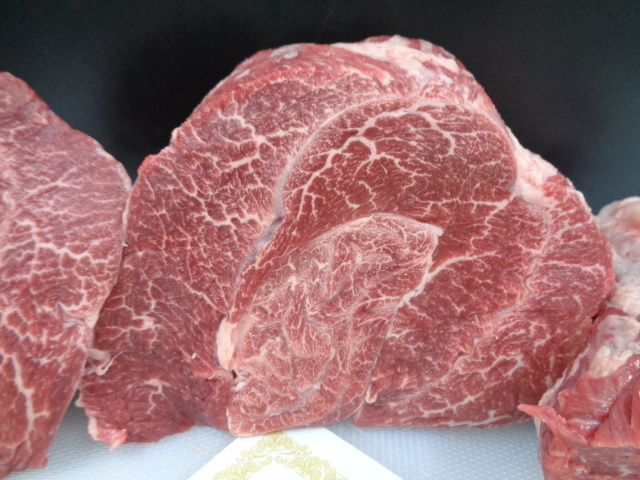 Yahoo!オークション - ふらの和牛A5牝 超特すねはばき 2 6kg