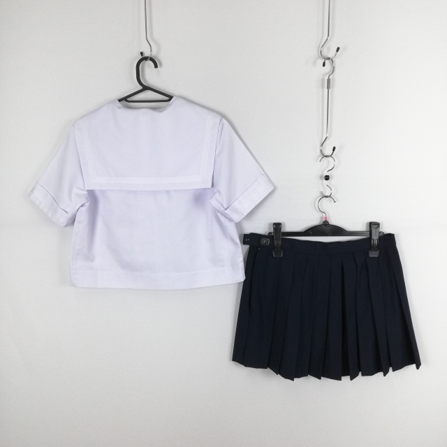 Yahoo!オークション - 1円 セーラー服 ミニスカート スカーフ 上下3点...