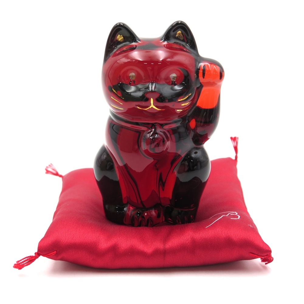 Yahoo!オークション - 1円〜 Baccarat バカラ 招き猫 レッド クッショ...