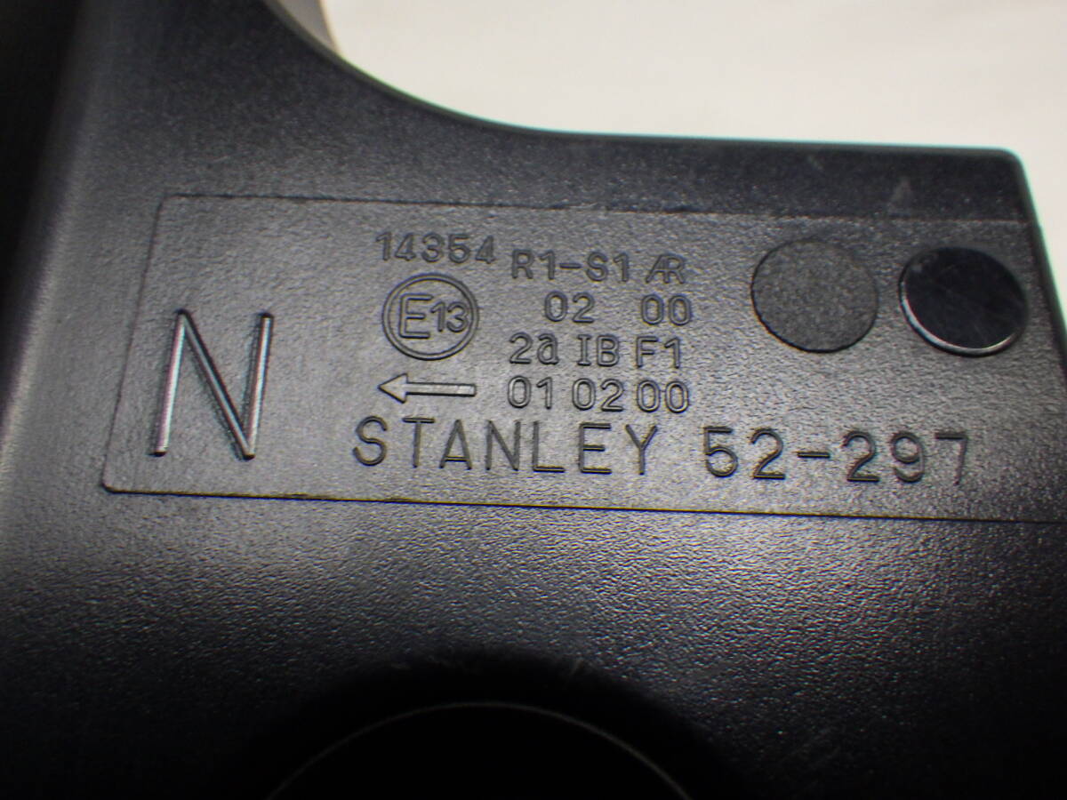 Yahoo!オークション - 中期 NHP10 アクア 純正 左テールランプ 左テー...