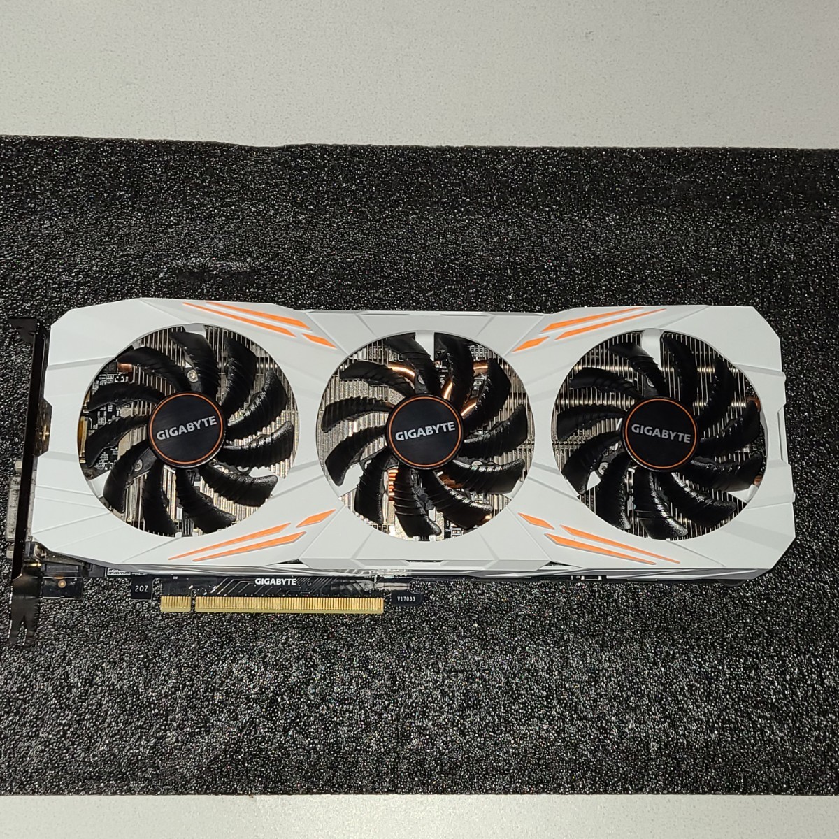 GIGABYTE GeForce GTX1080Ti 11GB GDDR5X 動作確認済み|Yahoo GIGABYTE GeForce GTX1080Ti 11GB GDDR5X 動作確認済み|Yahoo