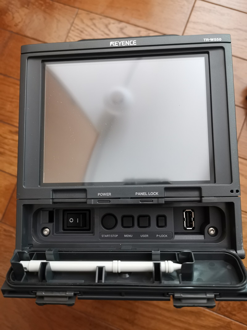 KEYENCE TR-W550＋TR-TH08＋SJ-U1 5型 タッチ ポータブル データレコーダ(電材、配電用品)｜売買されたオークション情報、yahooの商品情報をアーカイブ公開 ...
