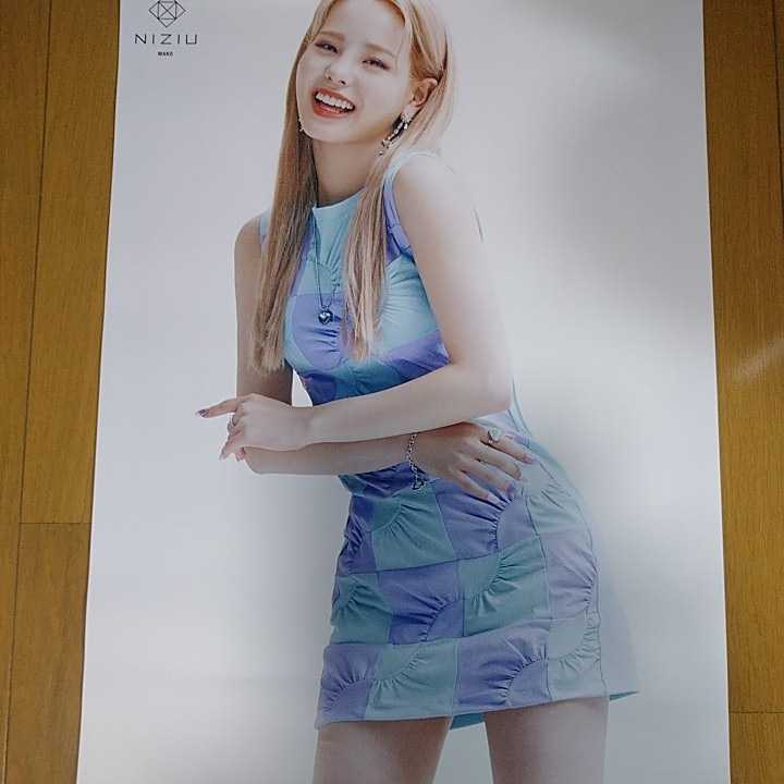 MAKO マコ NiziU ニジュー Take a picture/Poppin' Shakin' HMV 特典 ランダム B3サイズポスター ラスト(その他)｜売買されたオークション情報 ...