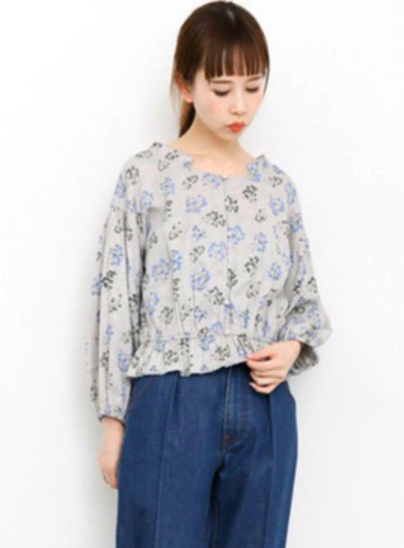 URBAN RESEARCH アーバンリサーチ KBF フローラルジャガードブラウス(トップス)｜売買されたオークション情報、yahooの商品情報をアーカイブ公開 - オークファン ...