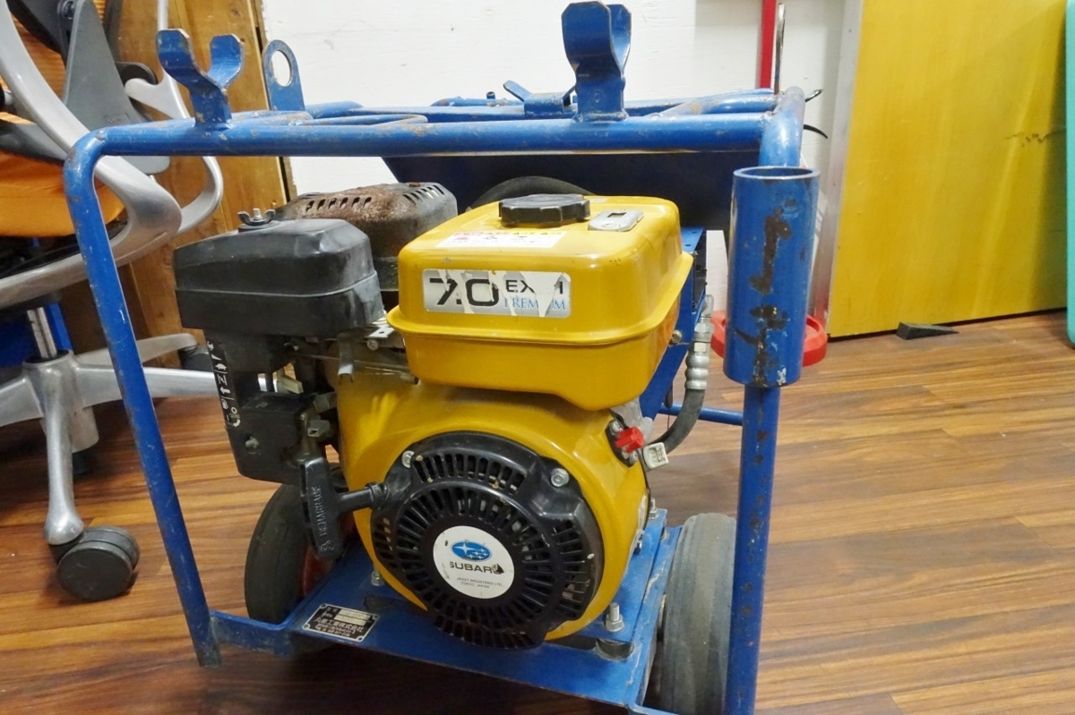Yahoo!オークション - 丸善工業 エンジン式 油圧ポンプ U-070 7馬力 ロ...