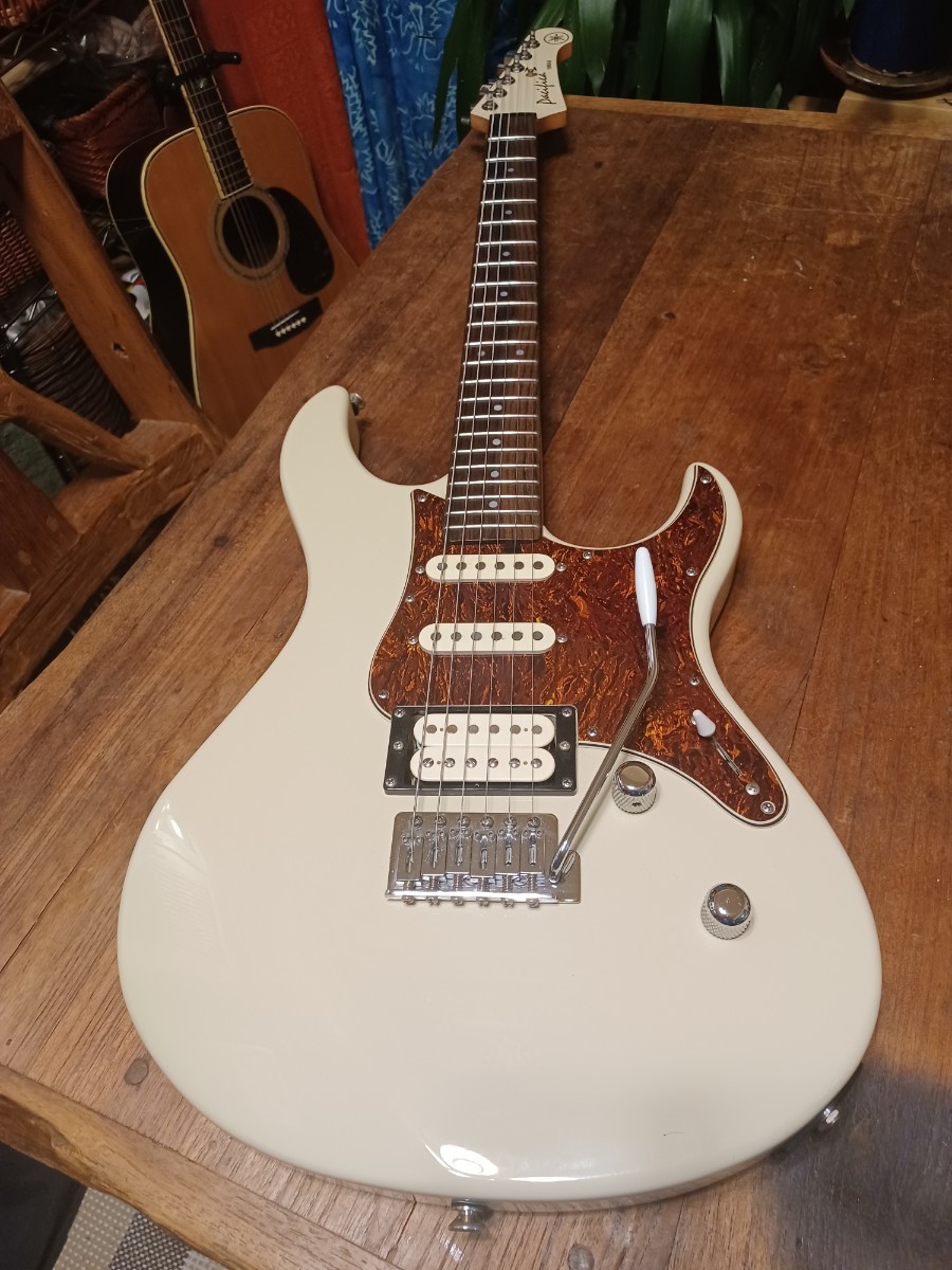 美品》YAMAHA/ヤマハ エレキギター 旧ロゴPACIFICA PAC112VCX 美品》YAMAHA/ヤマハ エレキギター 旧ロゴPACIFICA PAC112VCX