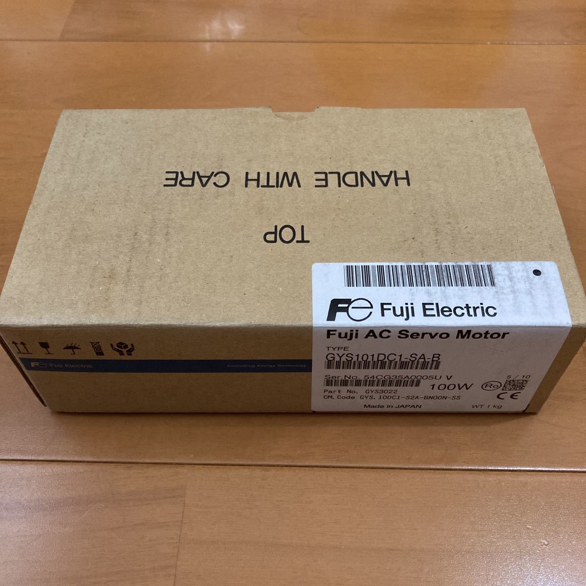 Yahoo!オークション - 新品未使用 富士電機 サーボモータ GYS101DC1-SA...