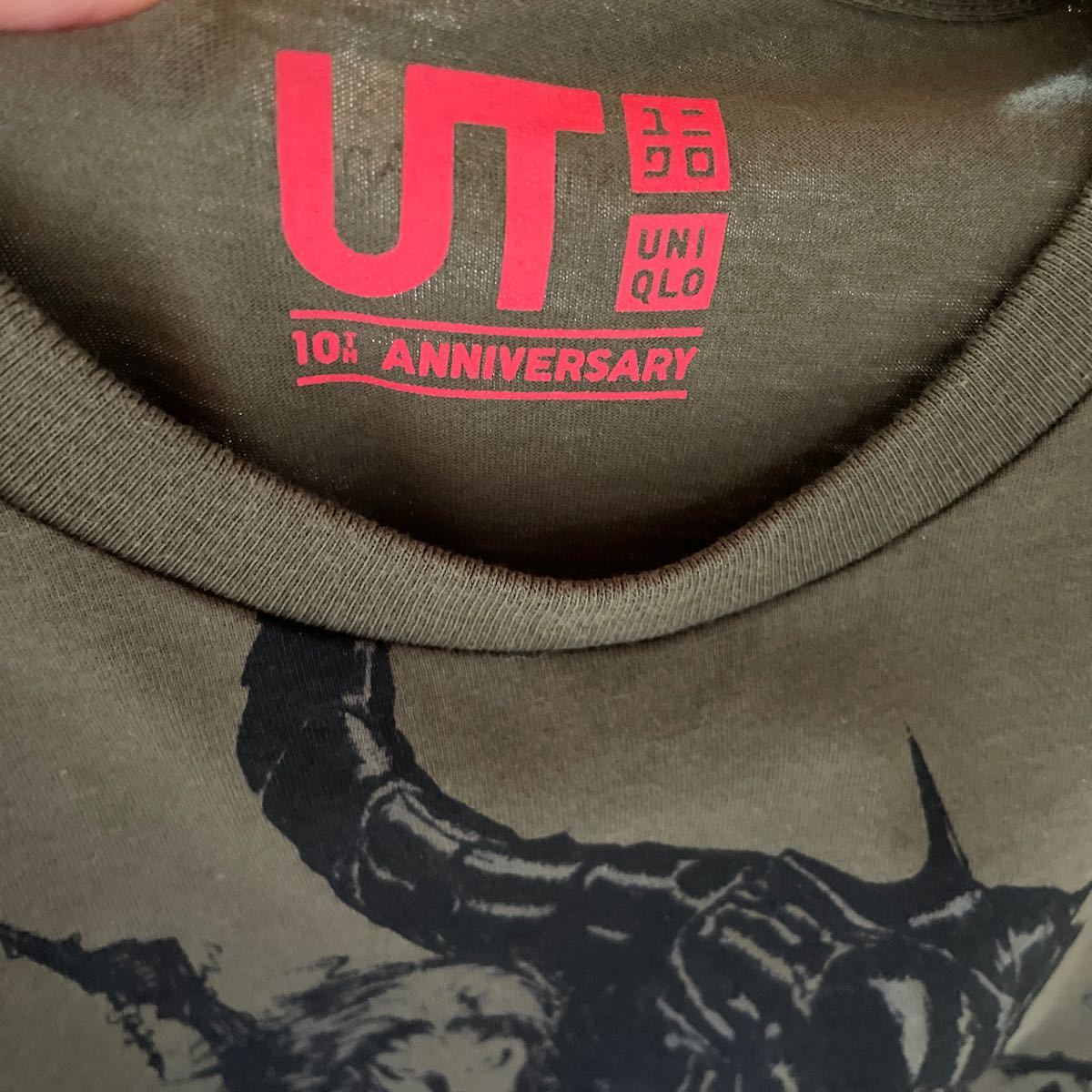ファイナルファンタジー 4 セシル 天野喜孝 Tシャツ ユニクロ UT ファイナルファンタジー 4 セシル 天野喜孝 Tシャツ ユニクロ UT