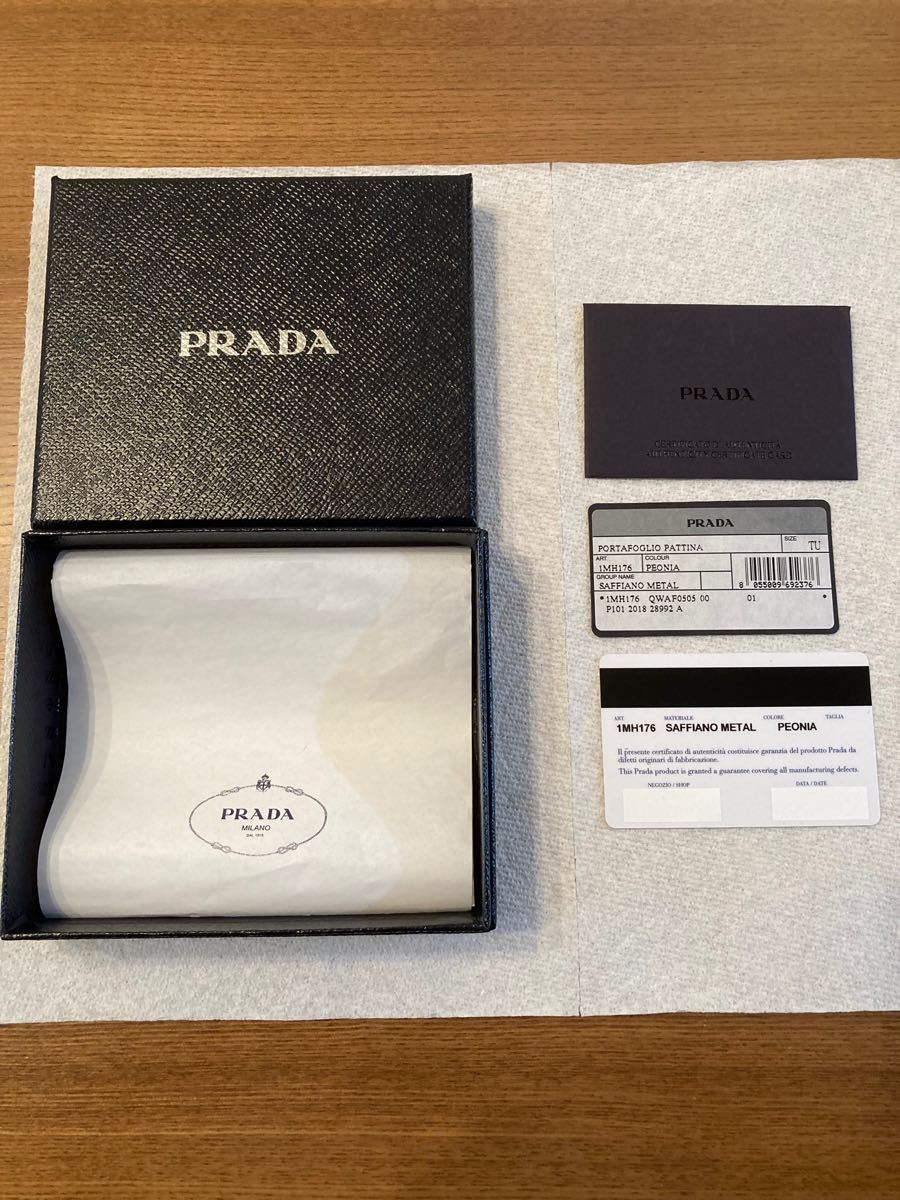 本物 未使用 PRADA プラダ 三つ折り財布|Yahoo!フリマ(旧 本物 未使用 PRADA プラダ 三つ折り財布|Yahoo!フリマ(旧