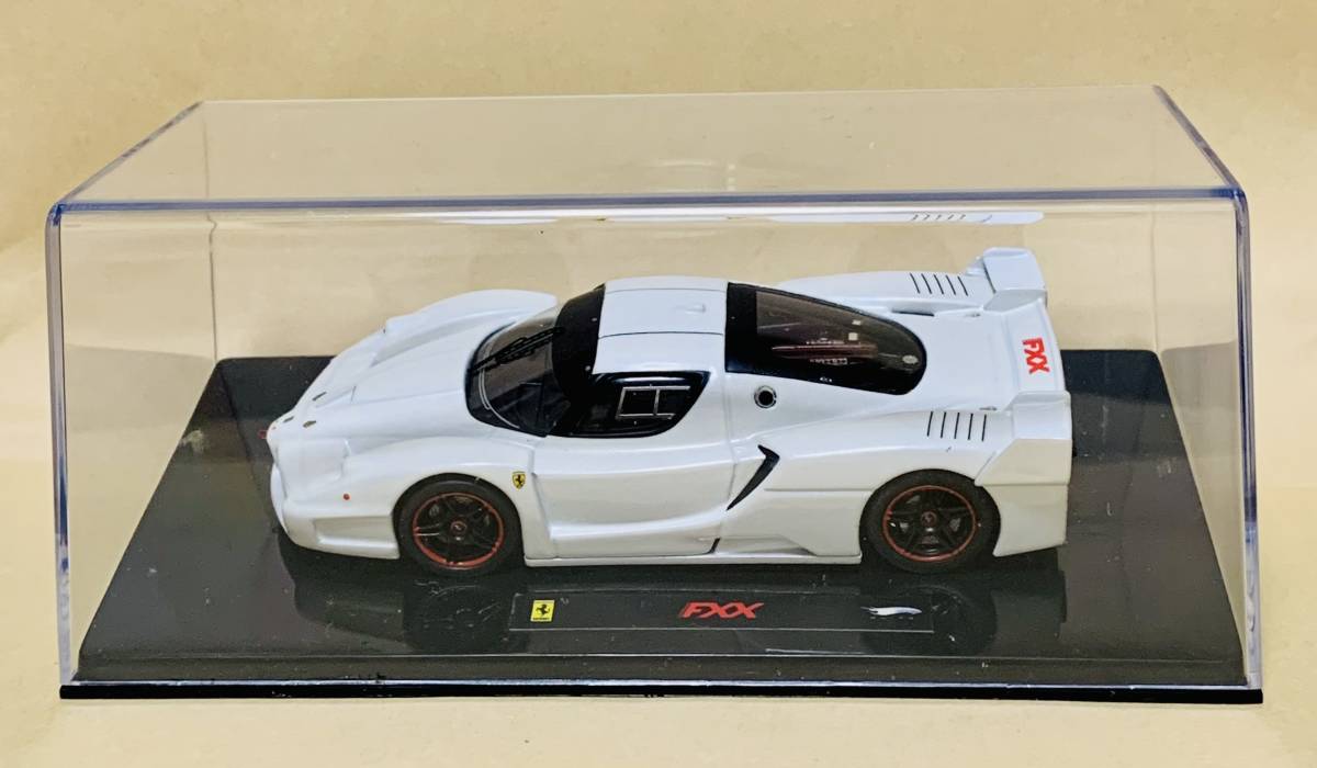 Yahoo!オークション - 1/43 フェラーリ FXX ホワイト