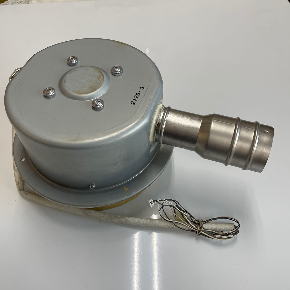 コロナFF-1018SBT燃焼用送風機です|Yahoo!フリマ(旧PayPayフリマ) コロナFF-1018SBT燃焼用送風機です|Yahoo!フリマ(旧PayPayフリマ)