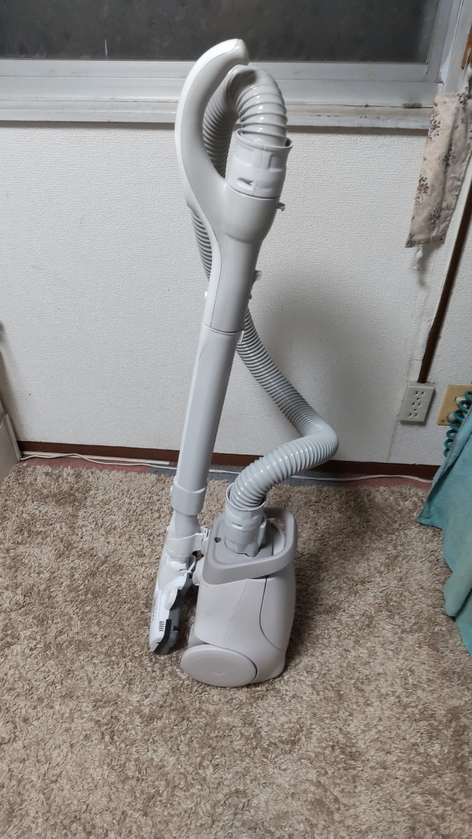パナソニック 紙パック式掃除機2021年式お買い得|Yahoo!フリマ パナソニック 紙パック式掃除機2021年式お買い得|Yahoo!フリマ