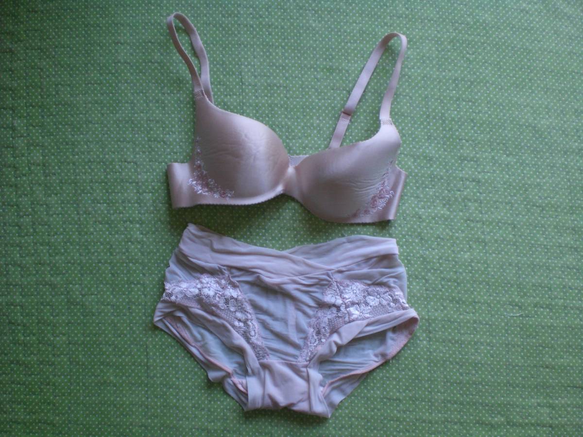 Yahoo!オークション - 1104 下着 インナーウェア ブラジャー ショーツ ...